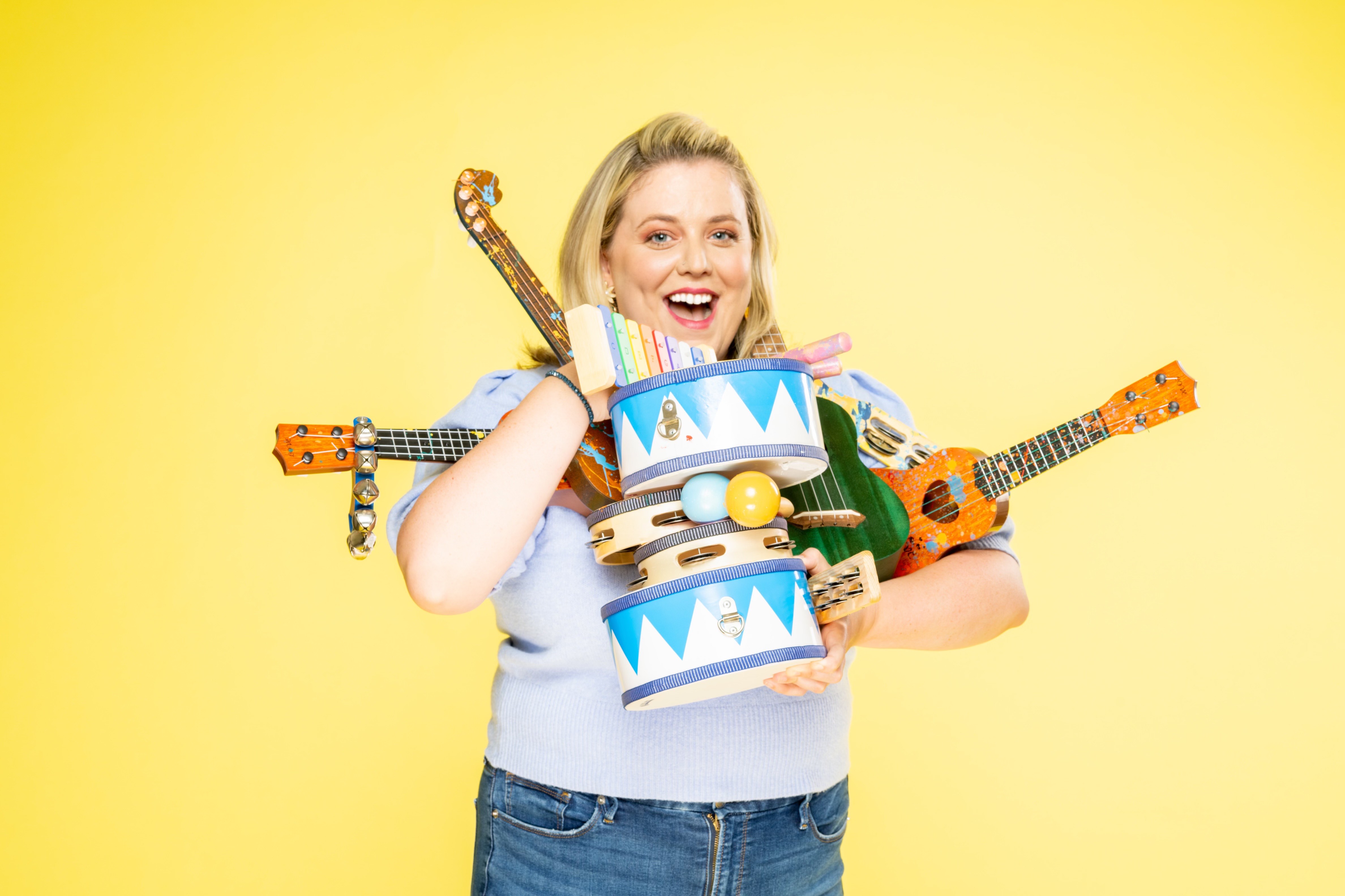 Stomp, Clap and Sing with Miss Sara and the Bodega Cats | Brooklyn Public Library