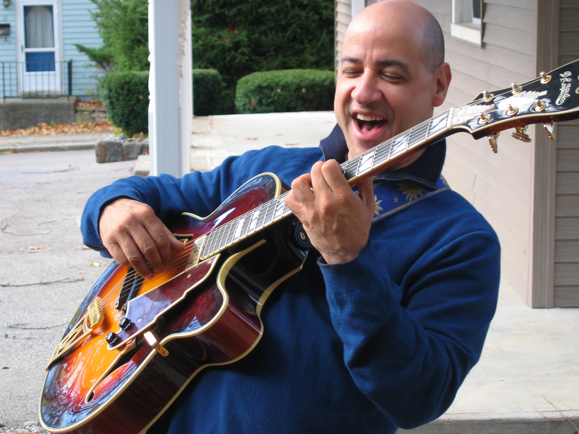 Louie Miranda-Music with Puppets | Brooklyn Public Library