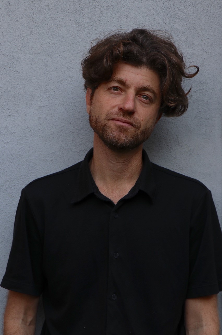 Ross Perlin: Language City: The Fight to Preserve Endangered Mother ...